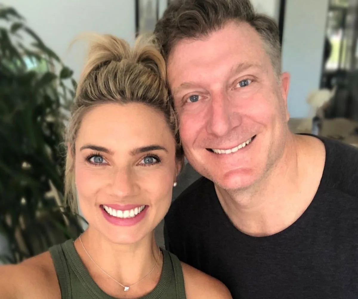 Red Wiggle Simon Pryce and Lauren Hannaford welcome their baby boy