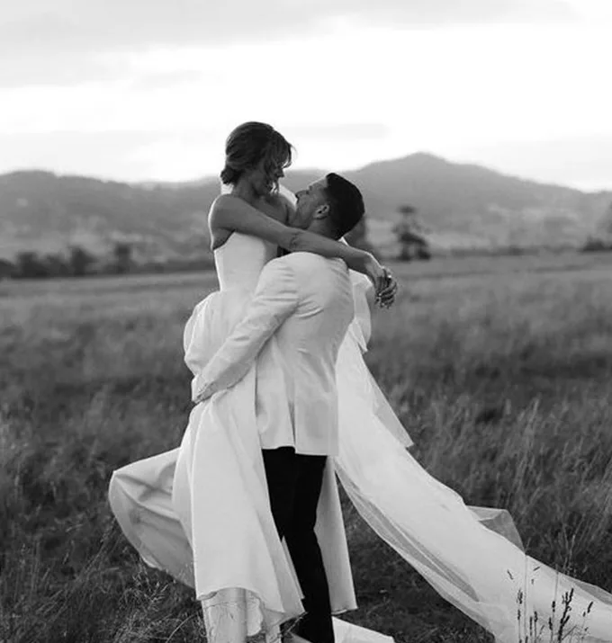 Bachelorette star Georgia Love honours her nana