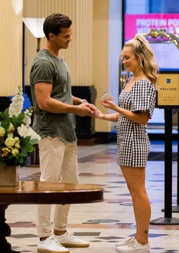 The Bachelor 2021's best fashion moments