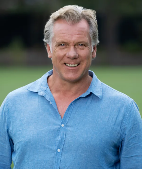 Meet the cast of the Back To The Rafters reboot