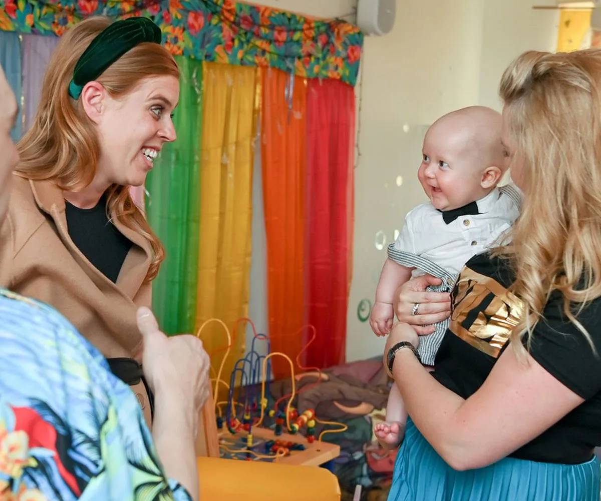 Princess Beatrice makes a glowing appearance ahead of the birth of her ...