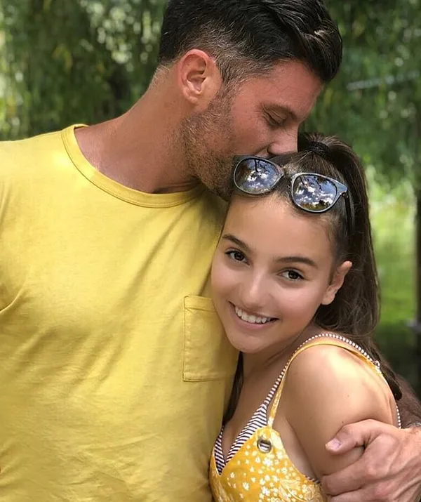 Sam Wood's bond with stepdaughter Eve proves family love isn't limited ...