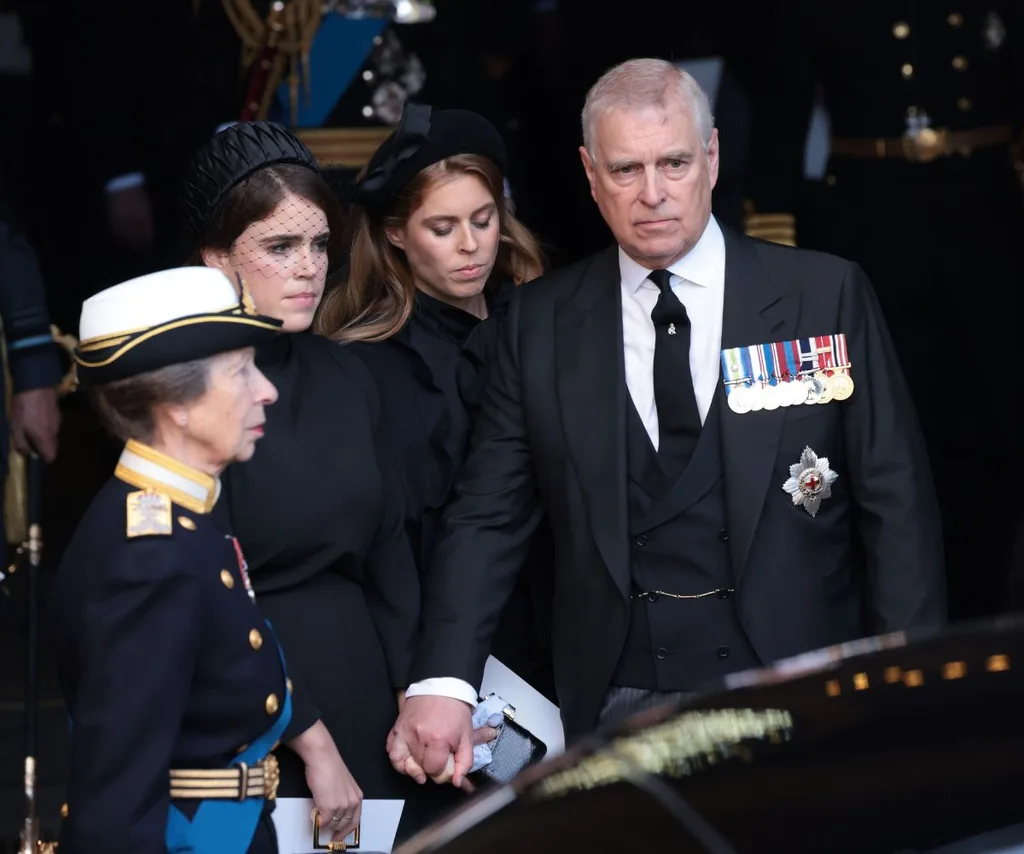 Prince Andrew's body language after Queen's death: What does it mean?