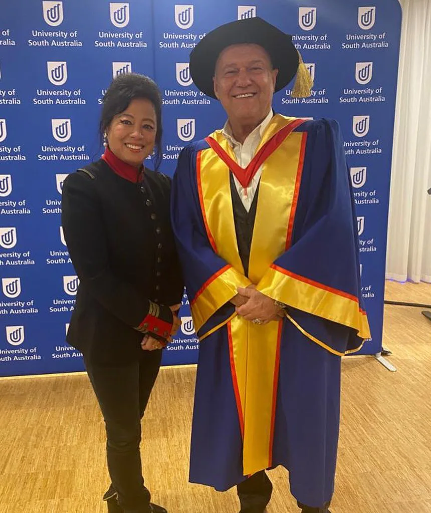 Jimmy Barnes receives honorary doctorate from the University of South ...