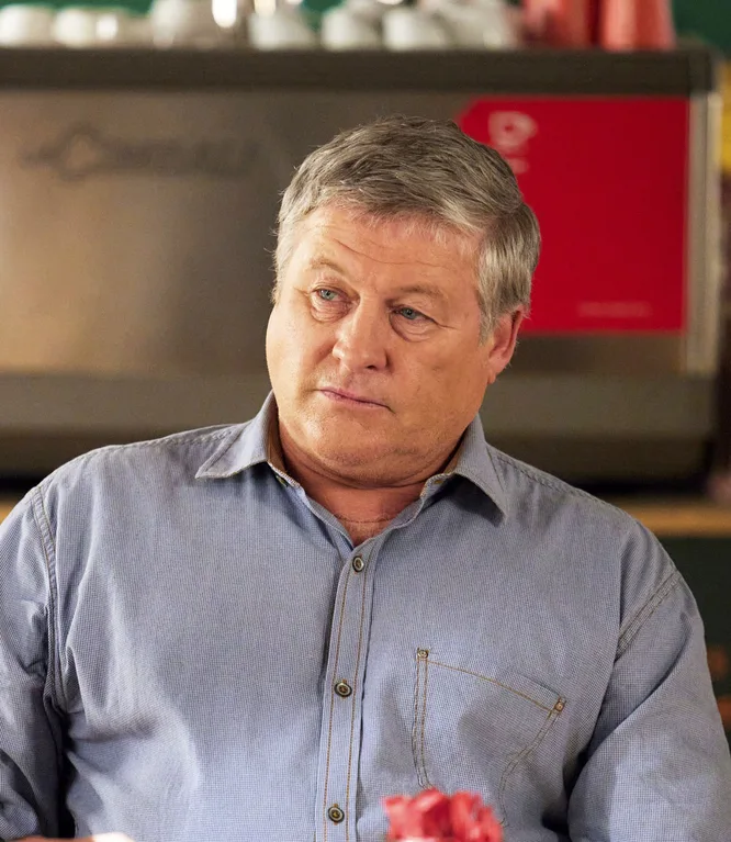 Peter Phelps plans Stingers reboot