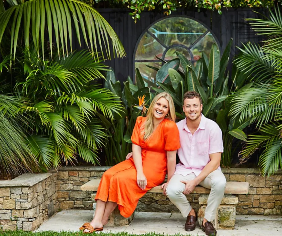 Sophie Dillman & Patrick O'Connor leave Home & Away