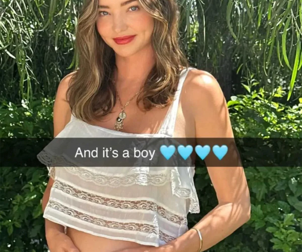 Miranda Kerr has given birth to her fourth child