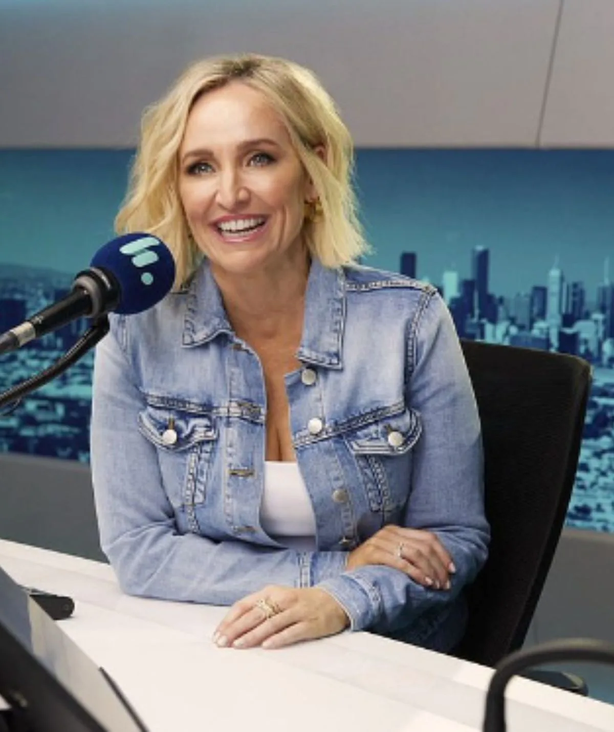 Fifi Box is engaged! Her romantic holiday to Hawaii