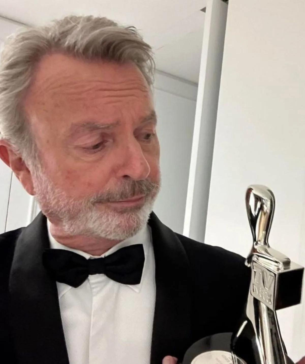 Sam Neill gives sad update on his cancer treatment
