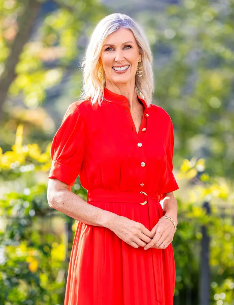 Journalist Rachel Smalley on her family's breast cancer heartbreak