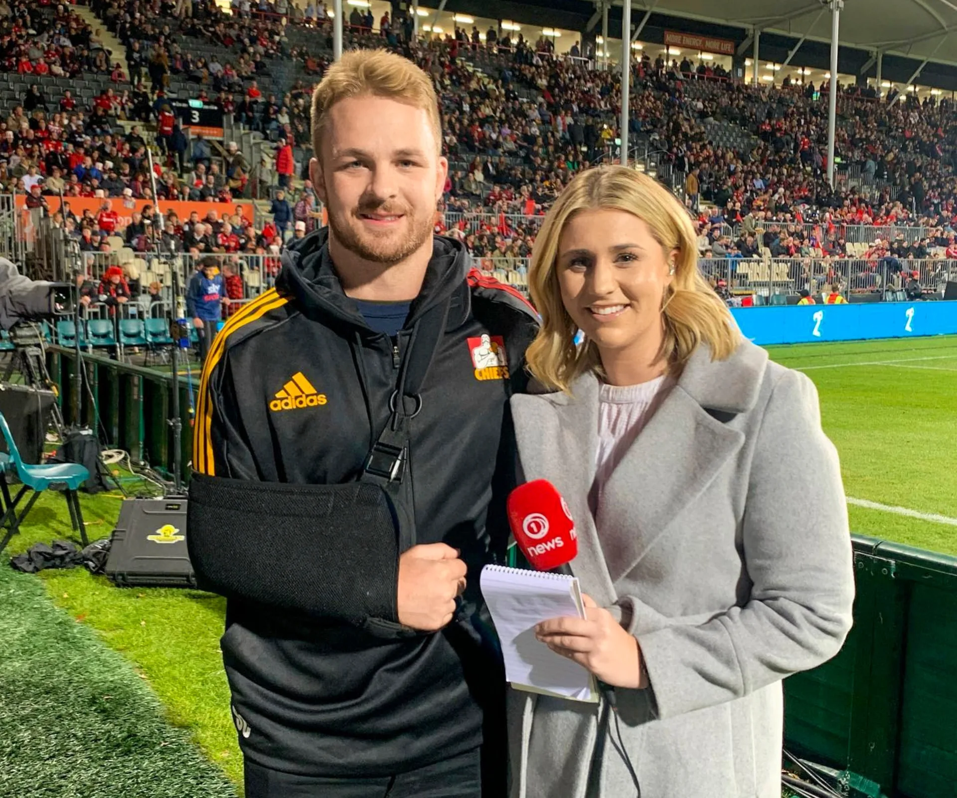 TVNZ's Jordan Oppert is engaged!