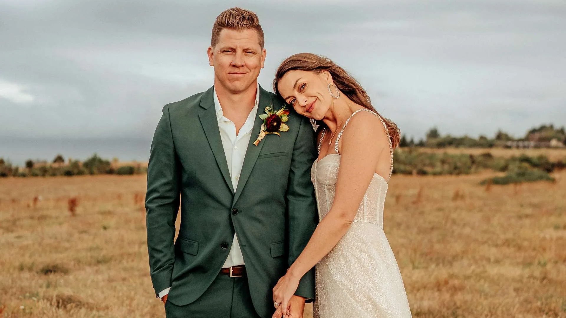 Kiwi actress Deb Foster and hubby Erik Smith's cinematic wedding