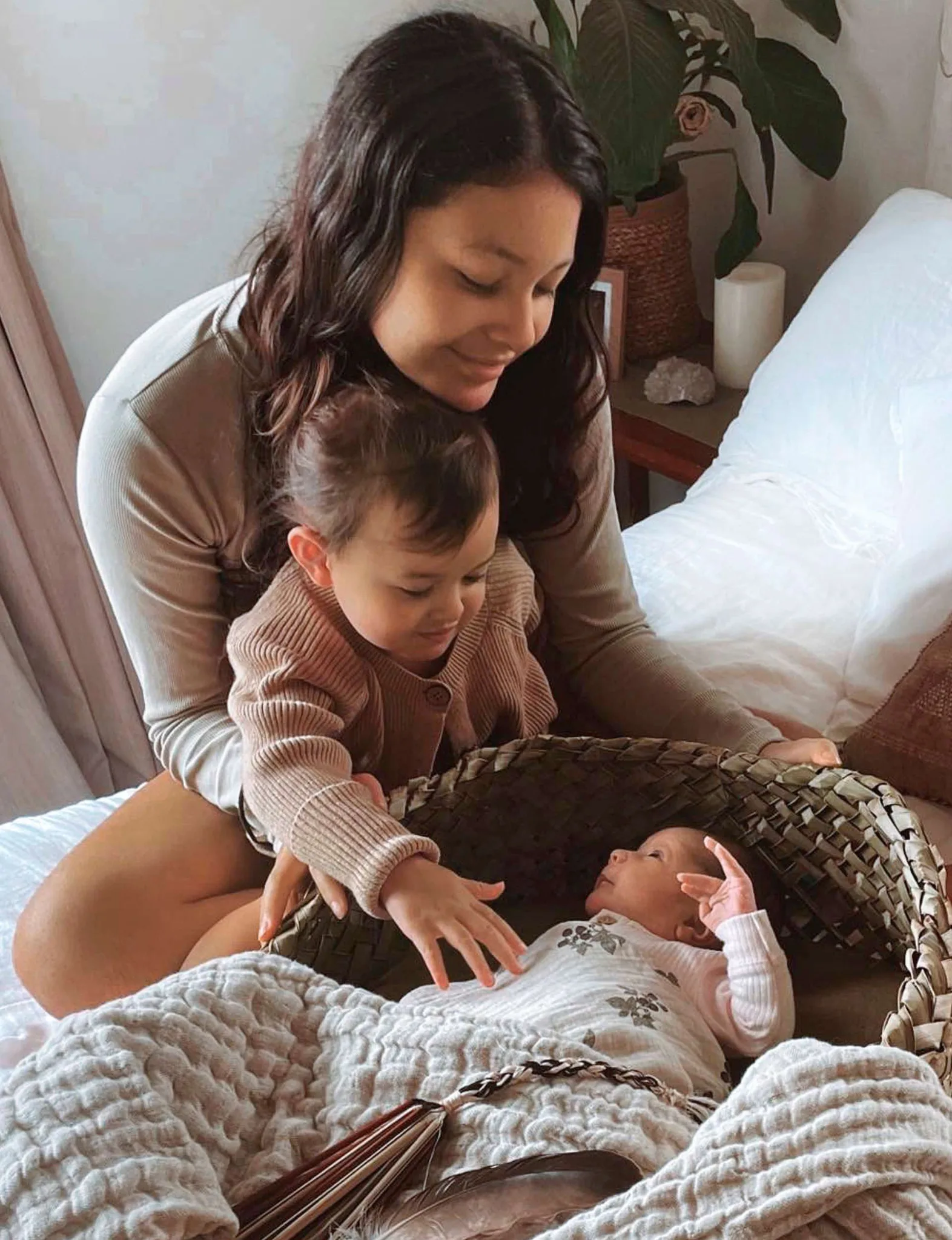 Self-sufficient ‘sisters’ Jasmine and Wikitoria: Our own little Utopia