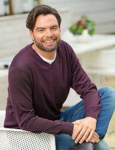 Ryan Bridge recalls his emotional wedding to husband Ferg