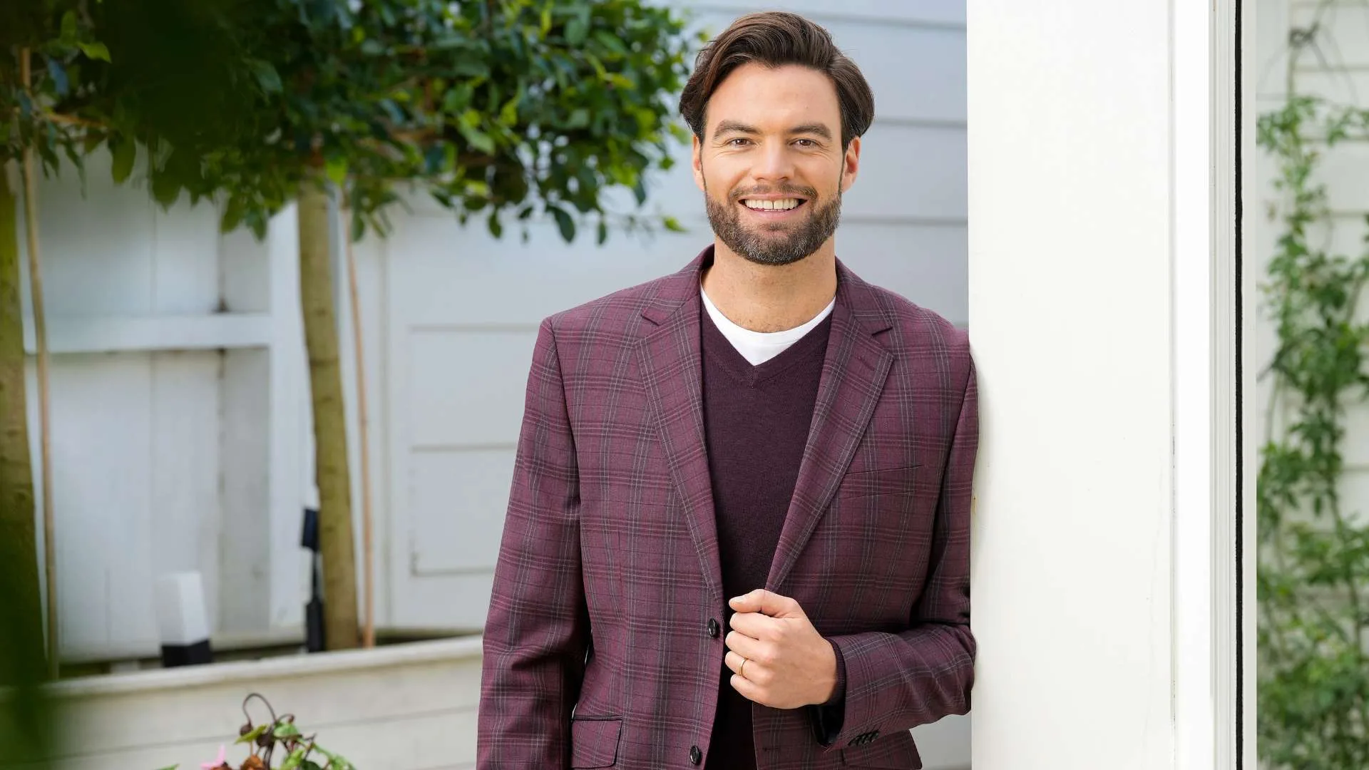 Ryan Bridge recalls his emotional wedding to husband Ferg