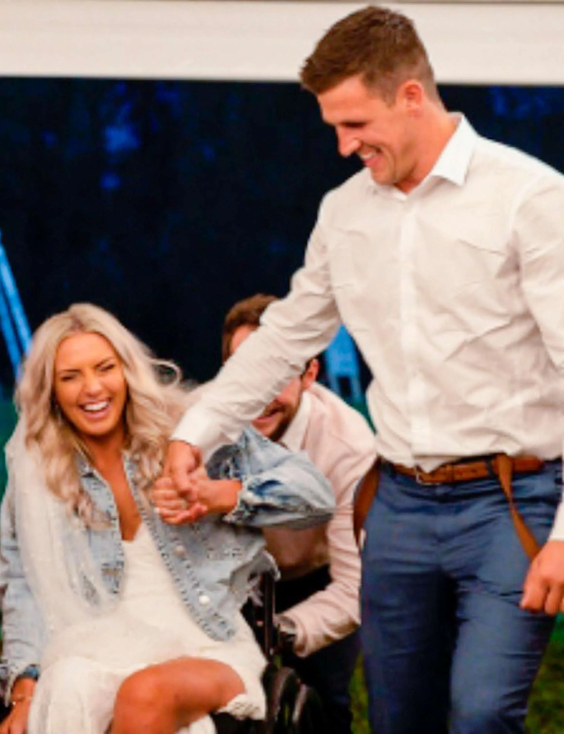 Casey Brady is thrilled to announce she's expecting