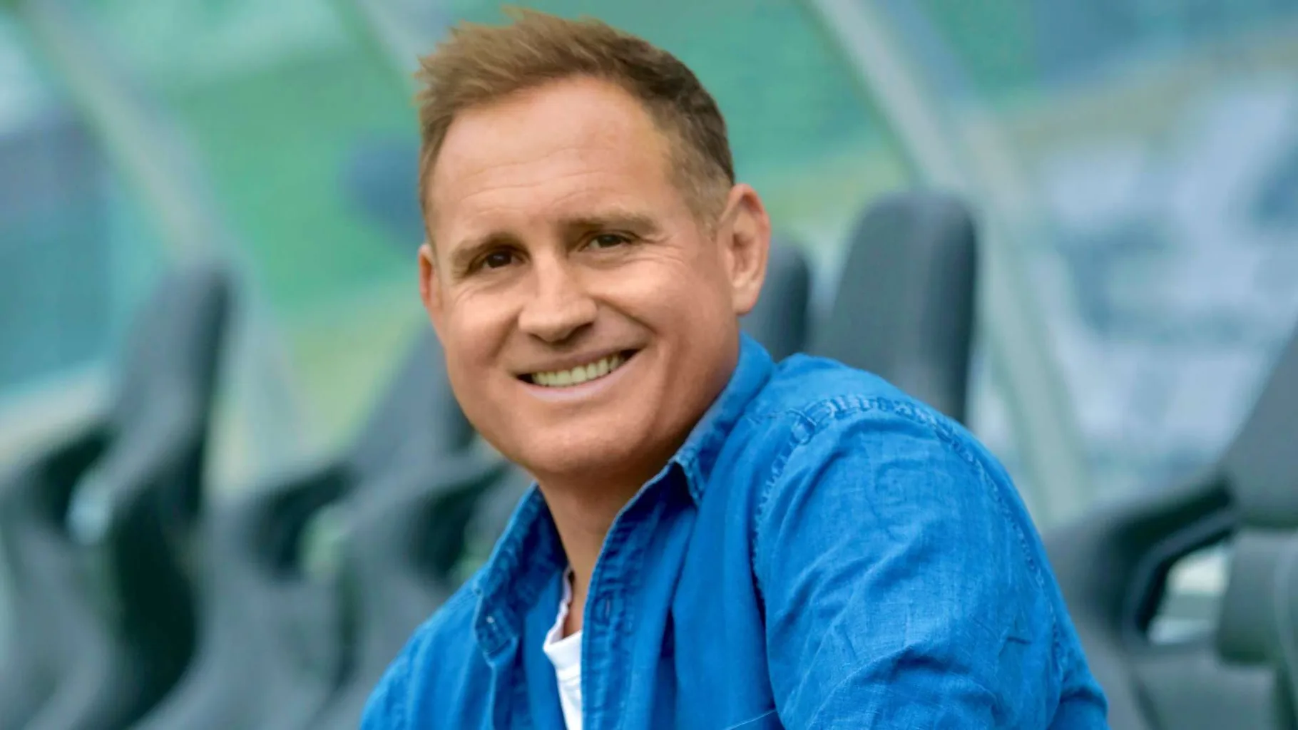 Former All Black Andy Ellis is the new host of Moving Houses