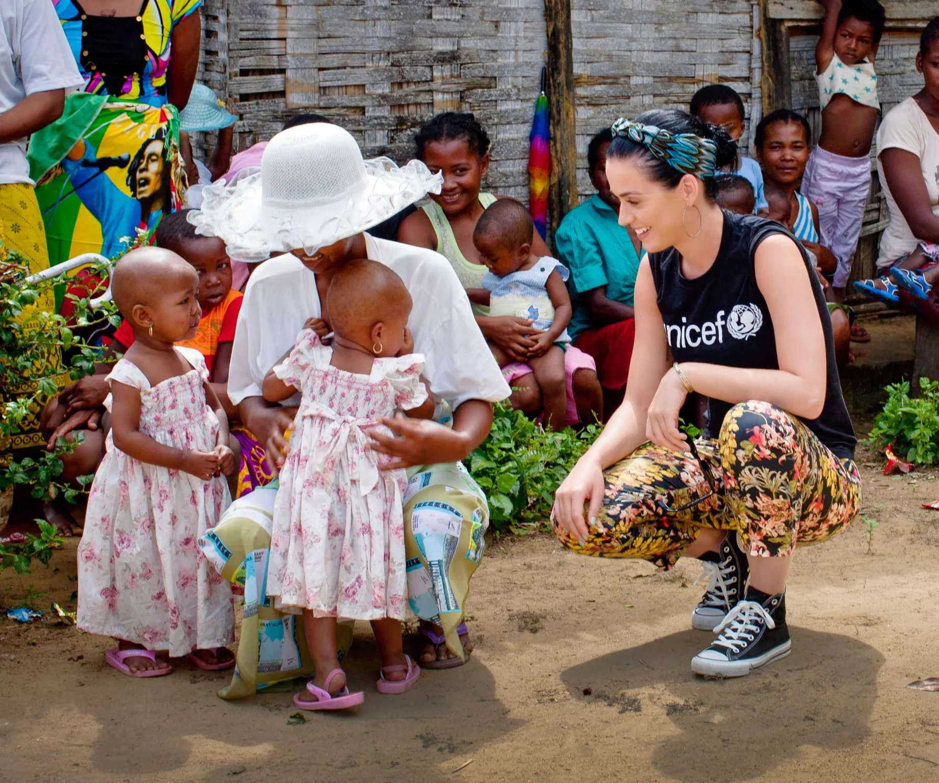 12 celebrities who generously volunteer to help those less fortunate