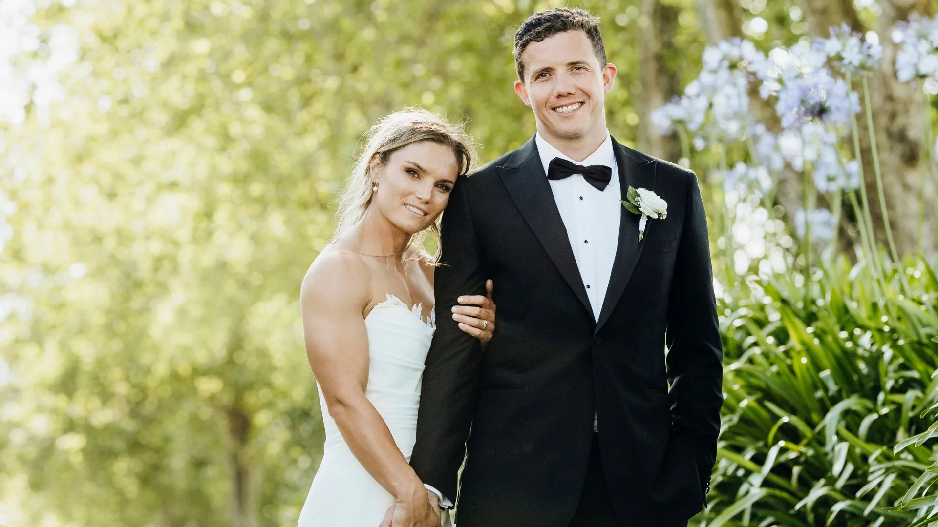 Black Fern Michaela Blyde marries in a stunning wedding