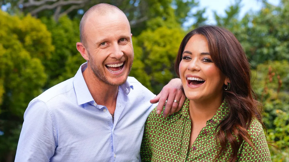 Jono Pryor & Laura Daniel share their BTS laughs on set of Vince