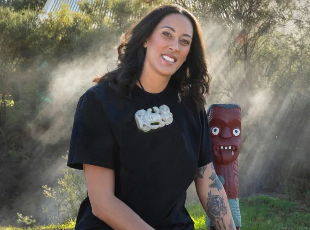 800 Words actress Renee Lyons' miracle twins