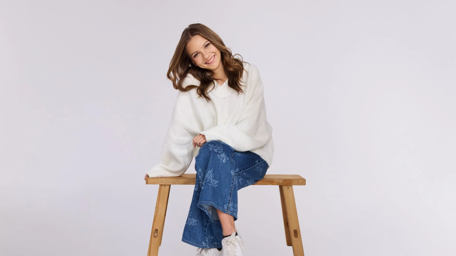 M3gan star Amie Donald on balancing fame and schoolwork