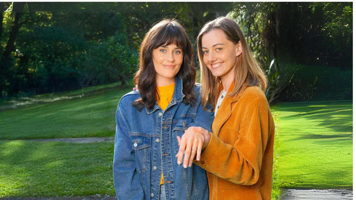 Jess Sayer says yes to her shorty co-star