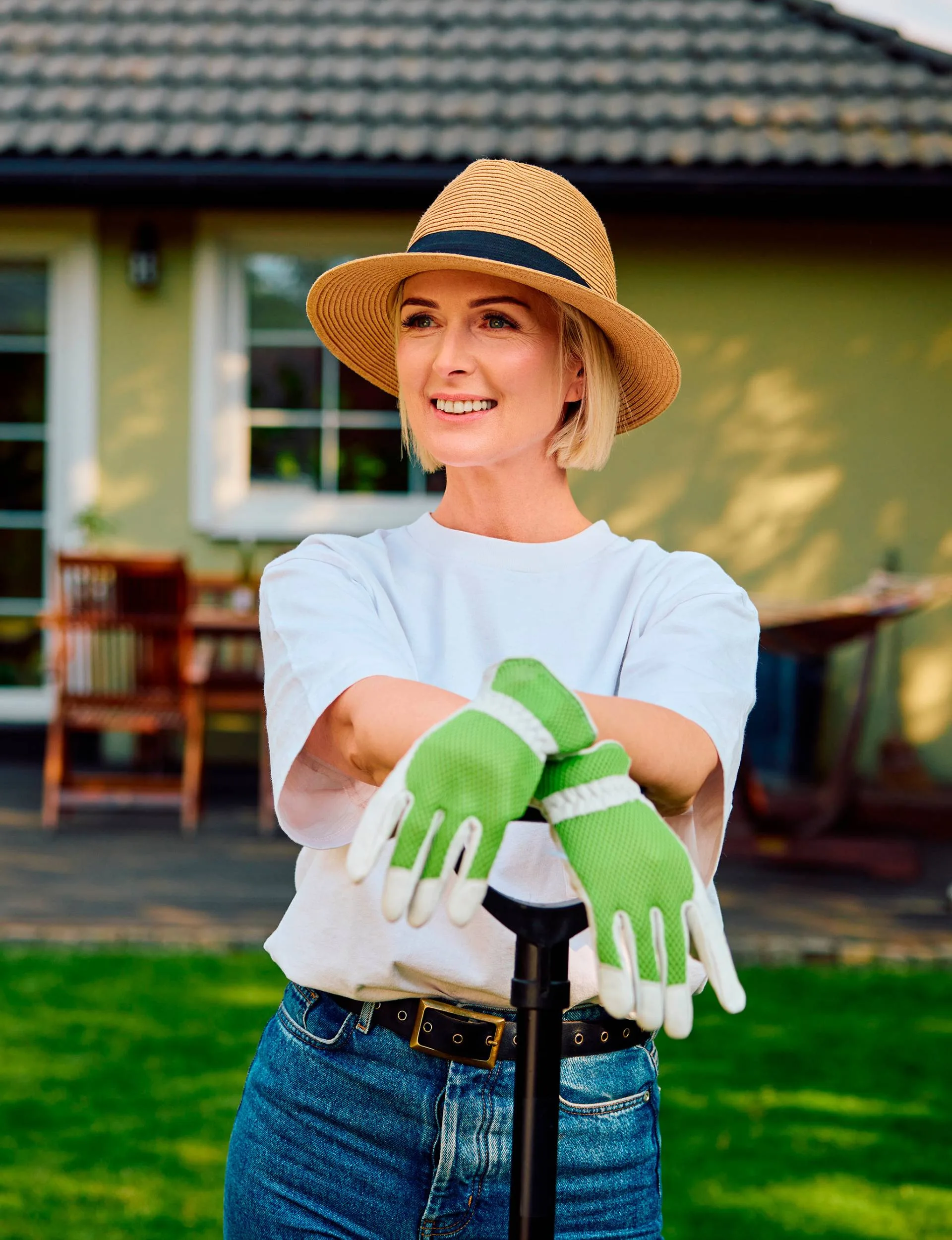 what to plant this spring the ultimate greenie garden guide