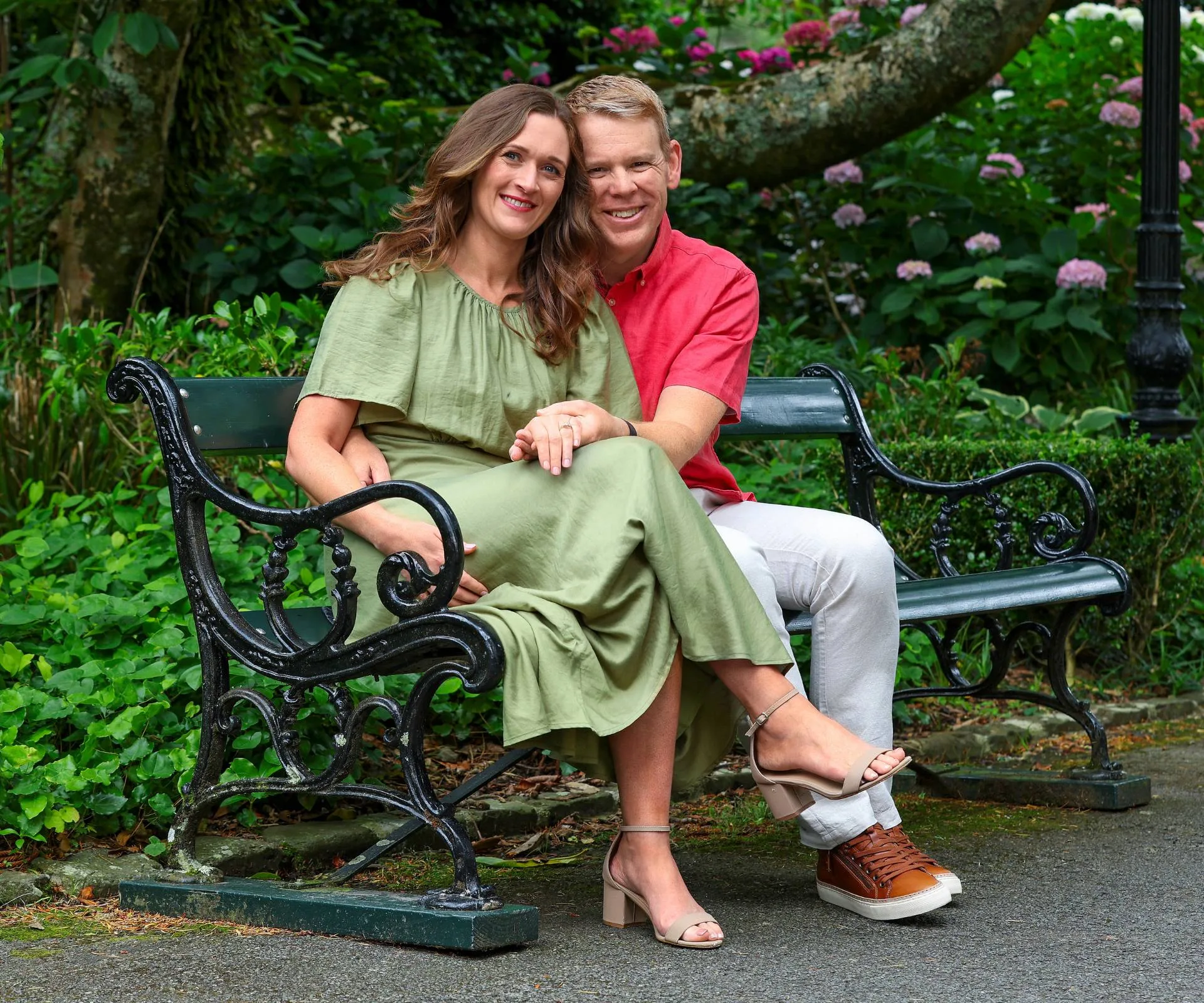 Former PM Chris Hipkins proposes to partner Toni Grace