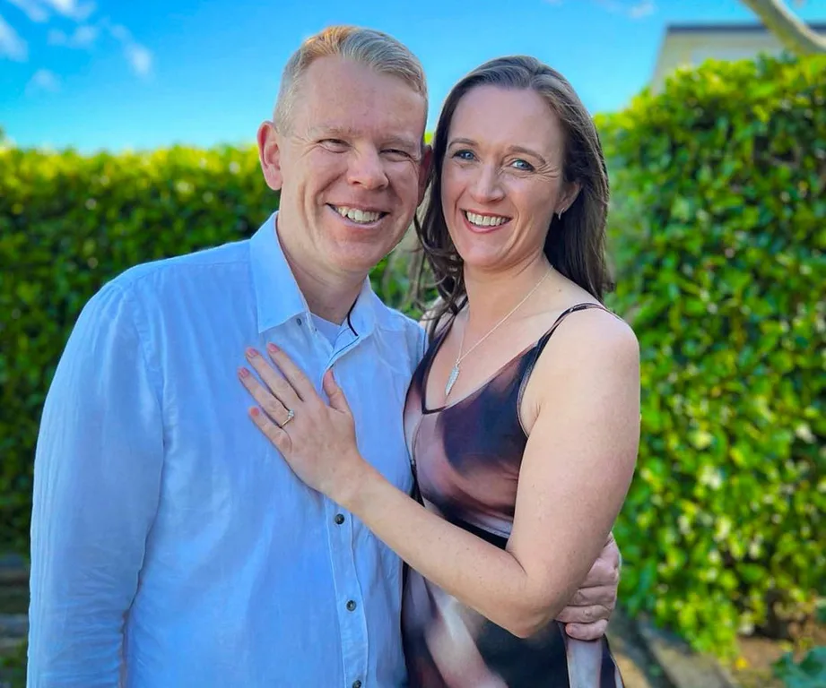 Former PM Chris Hipkins proposes to partner Toni Grace