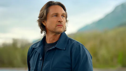 Martin Henderson talks Virgin River, family, and coming home