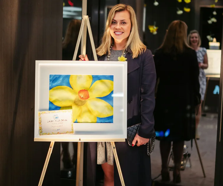 Laura McGoldrick gets artistic for Daffodil Day