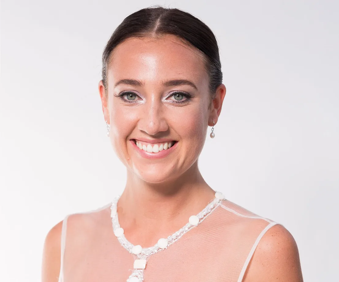 The Bachelor's Shari is selling her diamond necklace