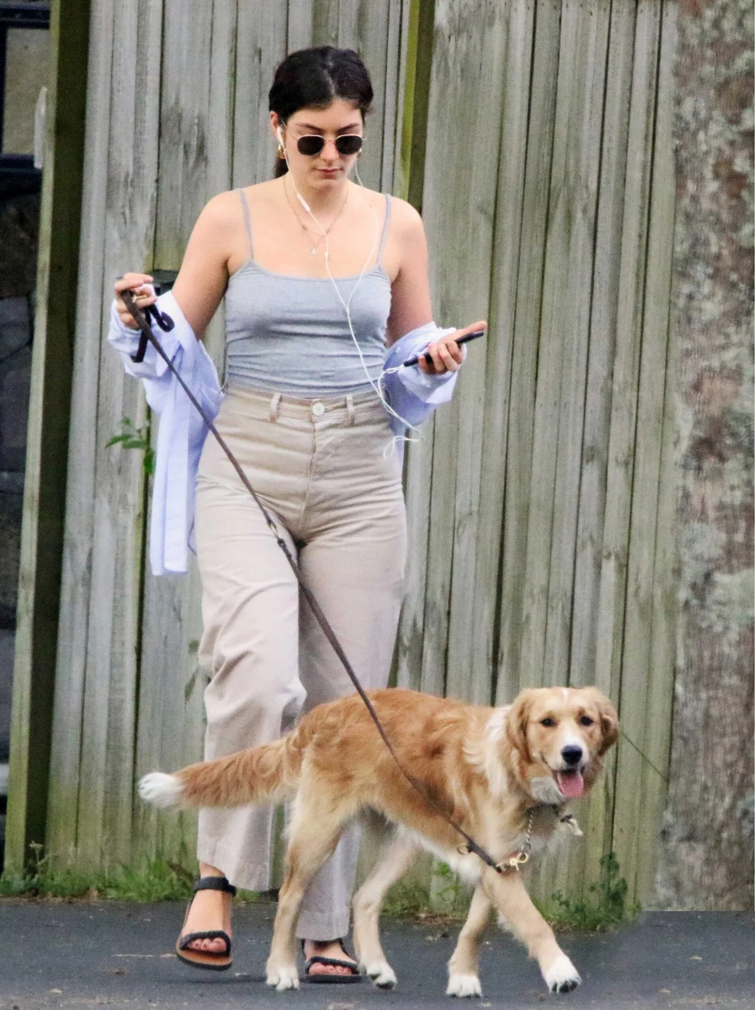 Lorde's loved-up date in Auckland with rumoured boyfriend Justin Warren