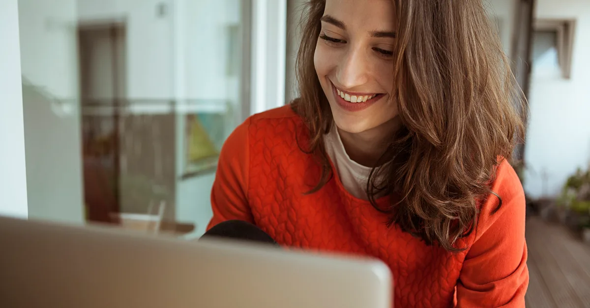 7 easy ways to exercise at work without anyone noticing