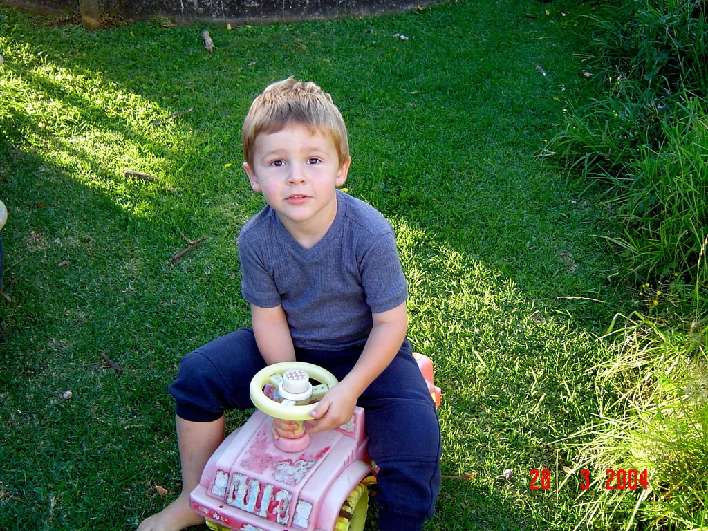 Teen discus thrower Connor Bell reveals how bullies fuelled his Olympic ...