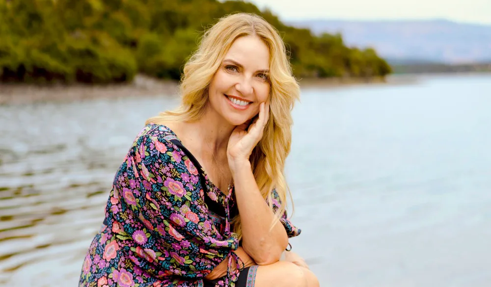 Celebrity Treasure Island contestant Mel Homer's midlife crisis