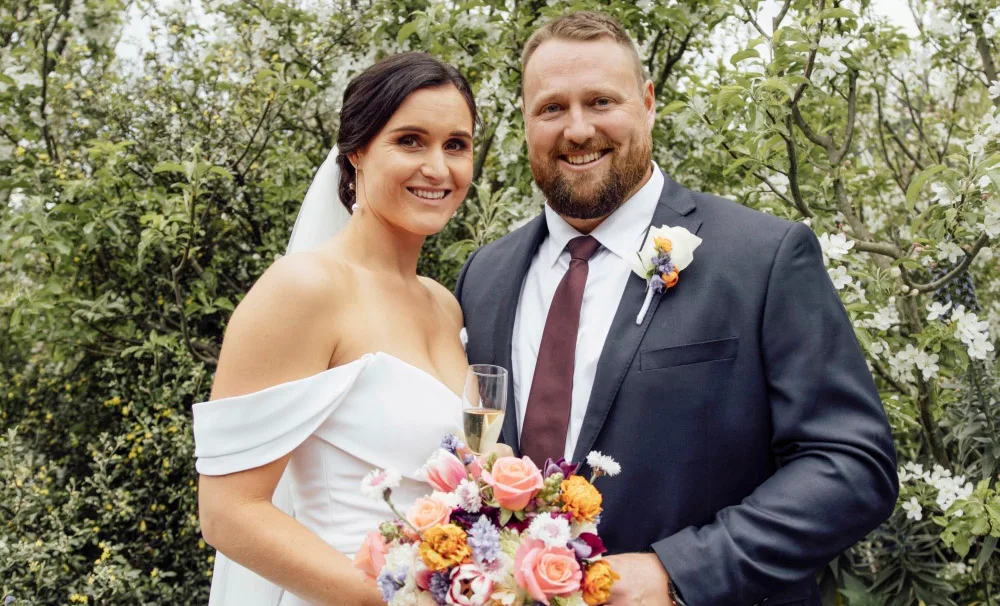 See Tom Walsh and wife Dana's stunning Christchurch wedding