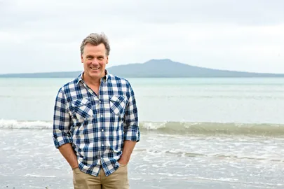 Erik Thomson: Father figure | Now to Love - New Zealand