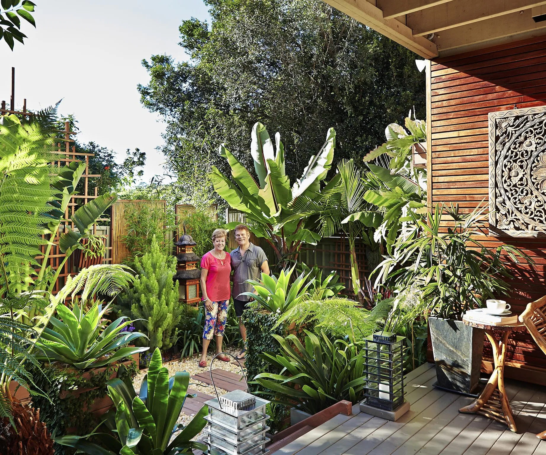 Greg and Nicki’s Lush Tropical Courtyard