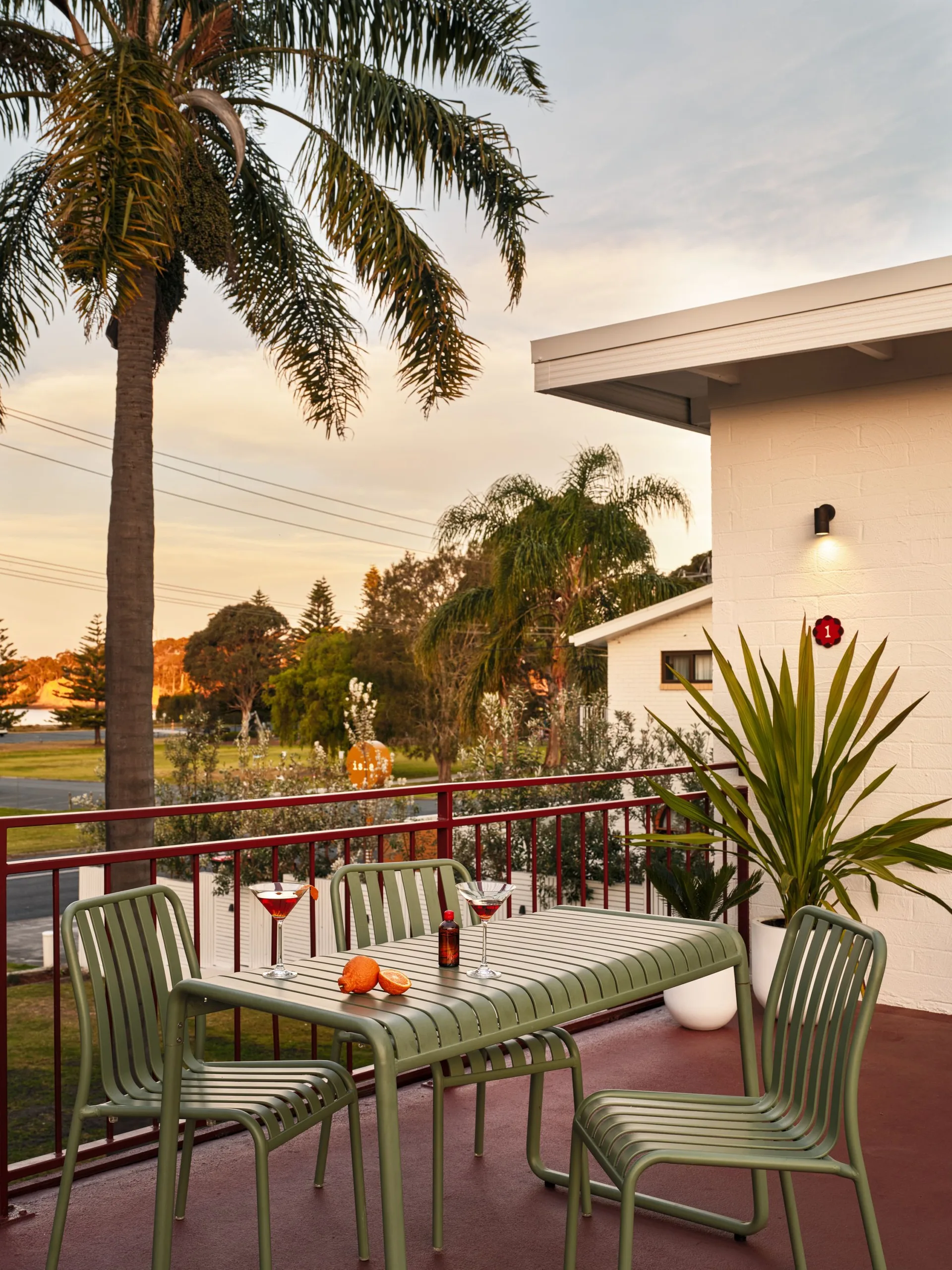 15 Of The Best Retro Motels To Book In NSW | Homes To Love