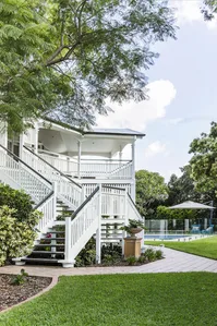 28 Queenslander Houses That Are Full Of Charm | Homes To Love