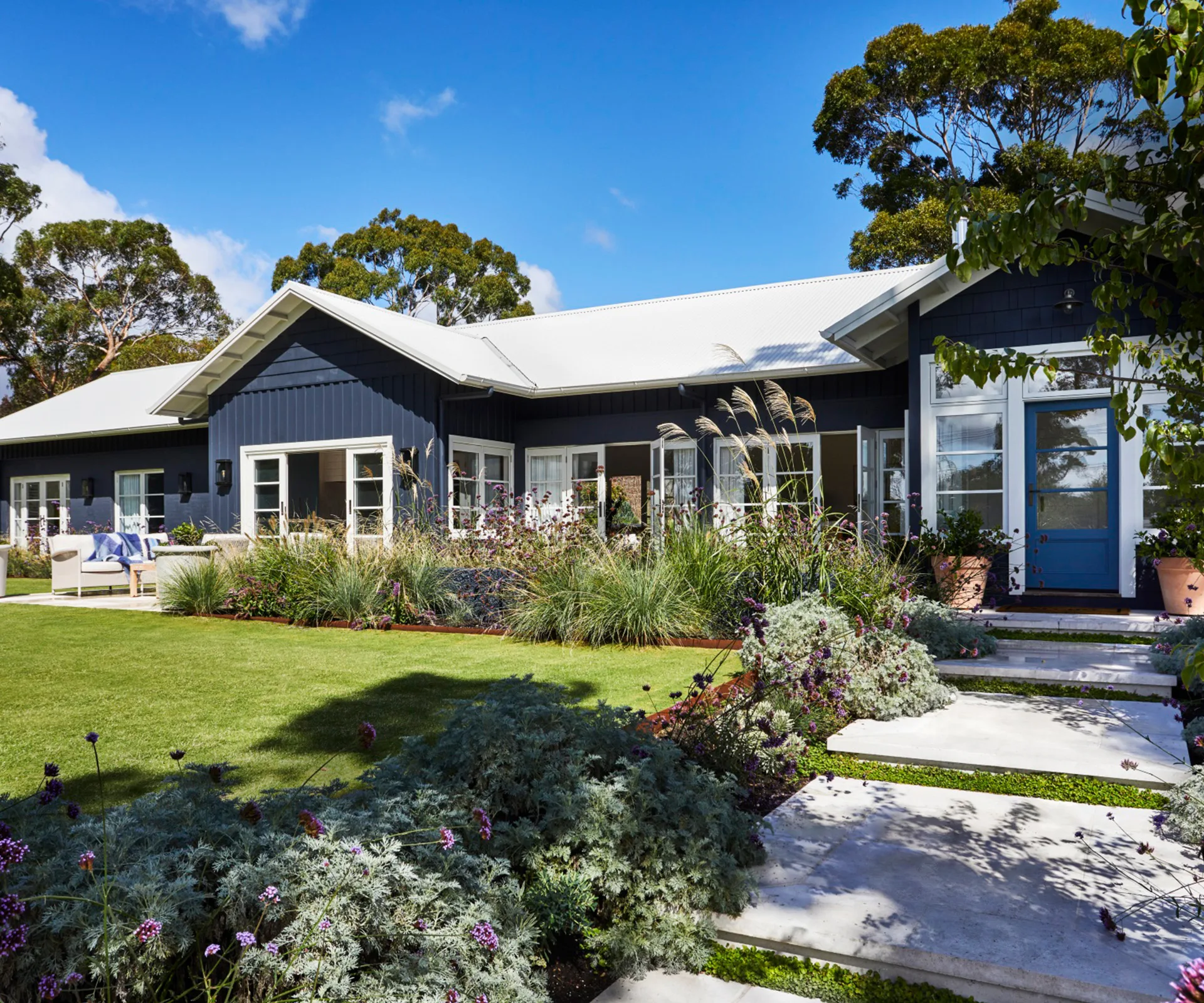 Bold Blue Colour Palette Ties This Home to Its Coastal Vibe | Homes To Love
