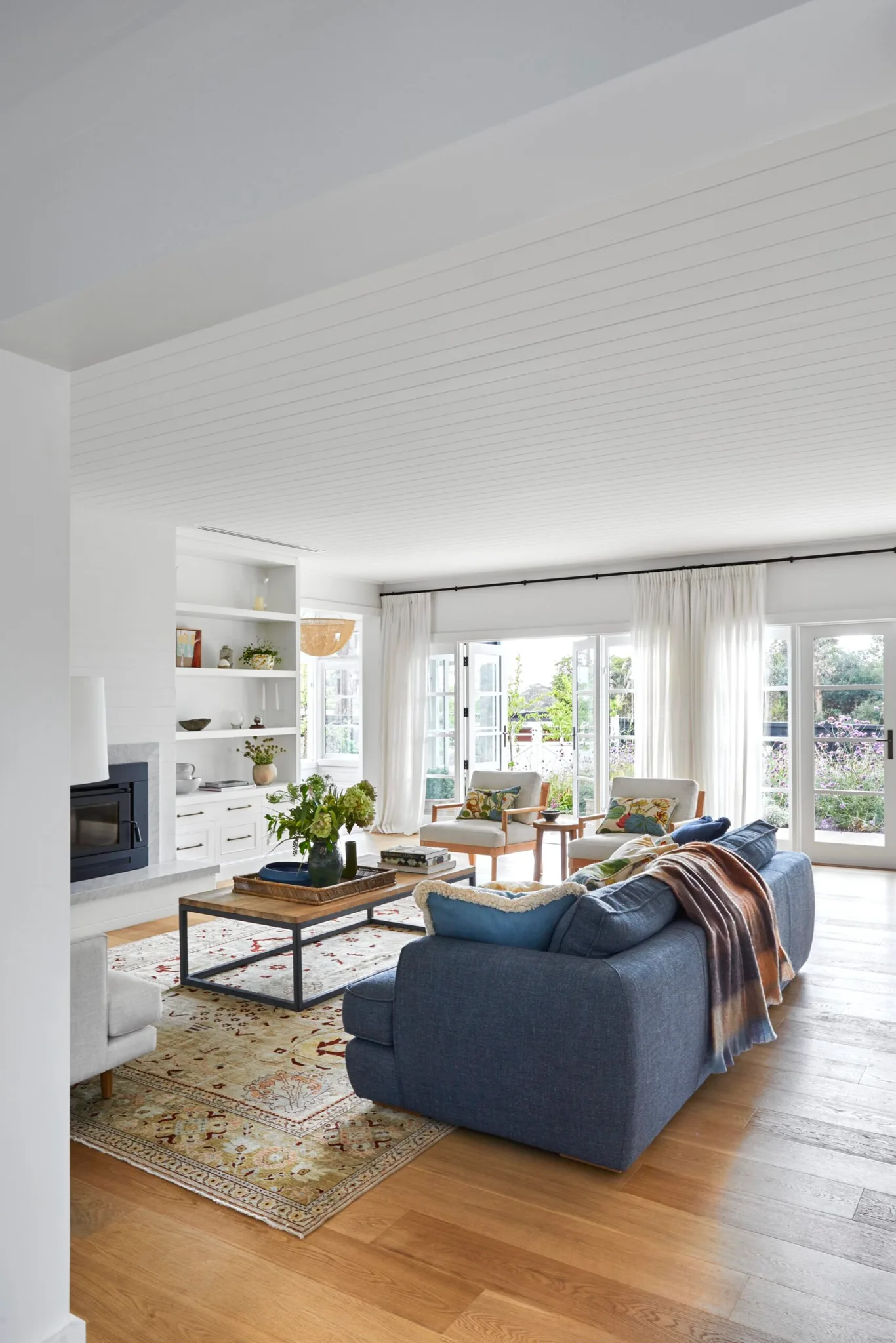 Bold Blue Colour Palette Ties This Home to Its Coastal Vibe | Homes To Love