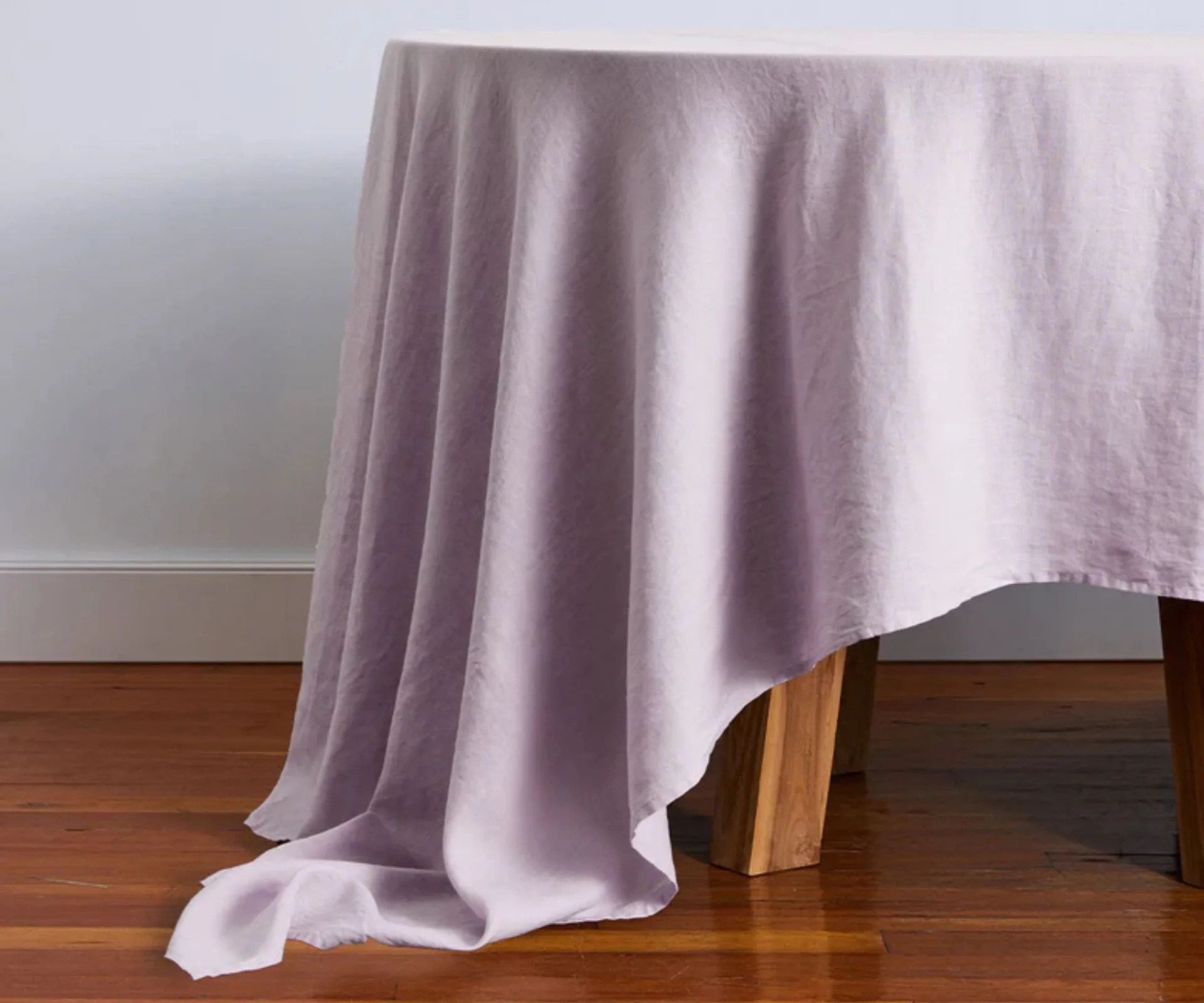 8 Best Tablecloths In Australia To Shop