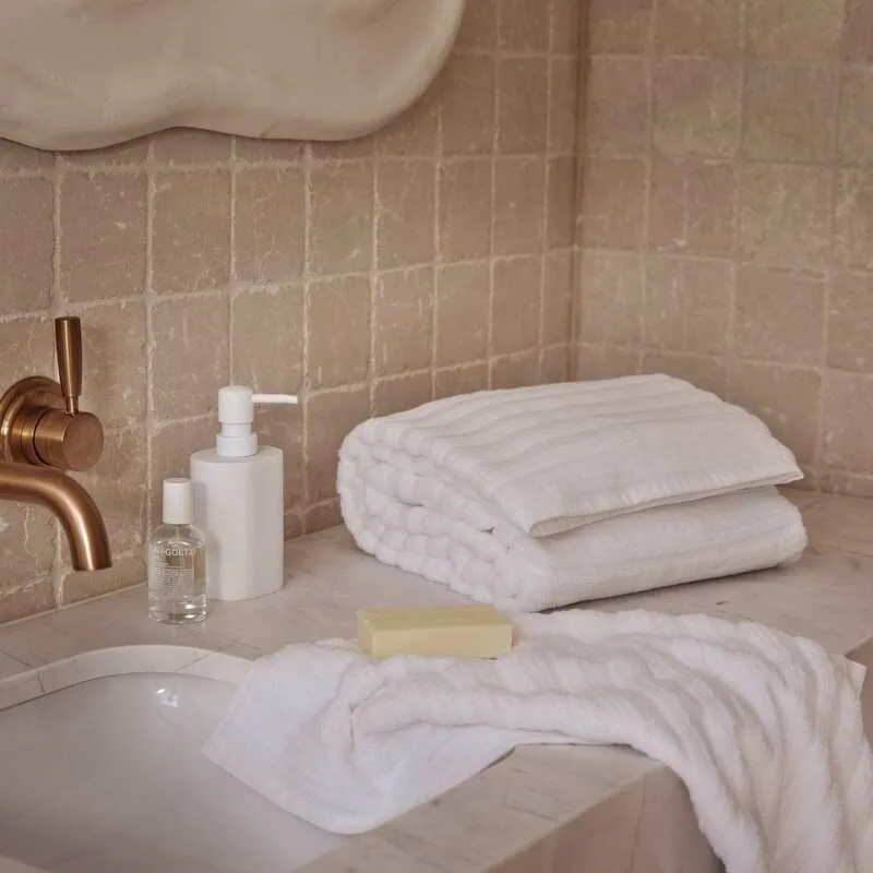 How often you should wash your linen and towels