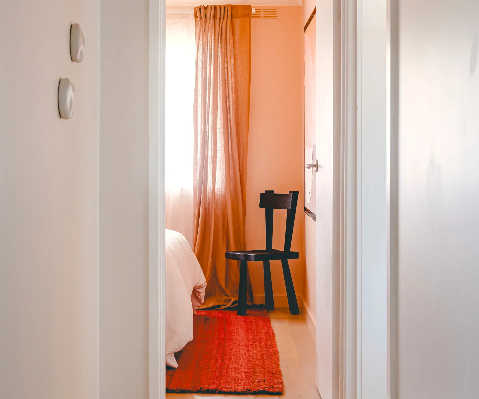 The Unexpected Red Theory: Design Trend to Know | Homes To Love