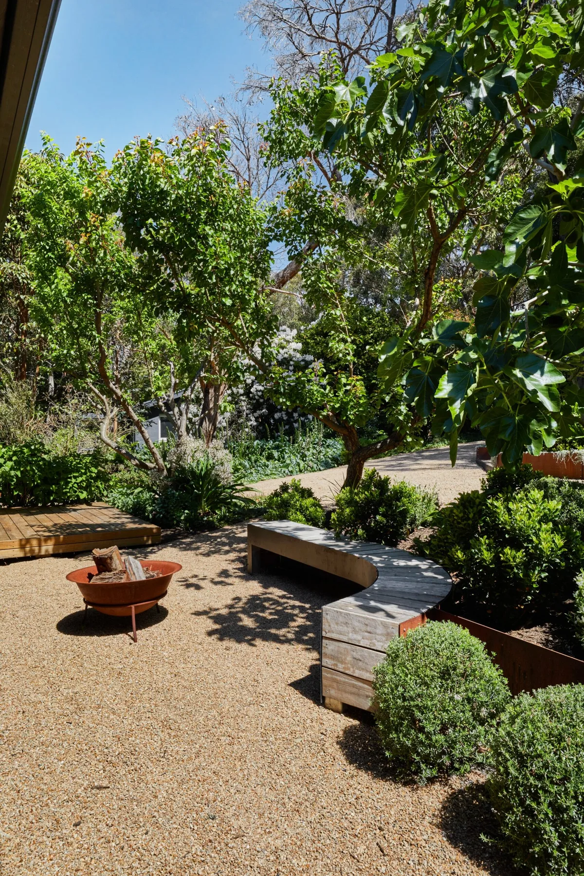 Australian Backyard Garden Ideas: 27 Spaces To Inspire | Homes To Love