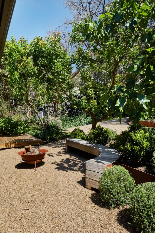 Australian Backyard Garden Ideas: 28 Spaces To Inspire | Homes To Love