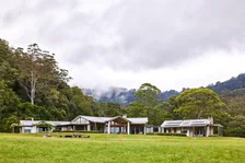 Flora And Fauna-Inspired Interiors Reflect It's Highlands Locale ...